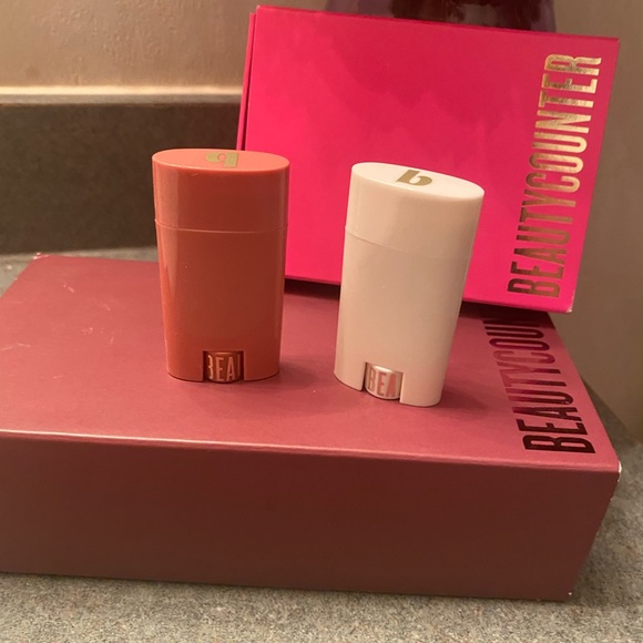 beautycounter | Makeup | Beautycounter Clean Swipe Hyaluronic Lip Balm ...